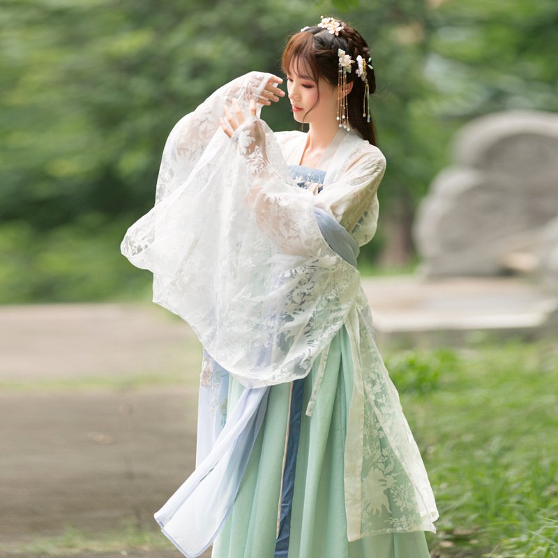 Hanfu: Unveiling the Essence of Traditional Chinese Attire – Chinese ...